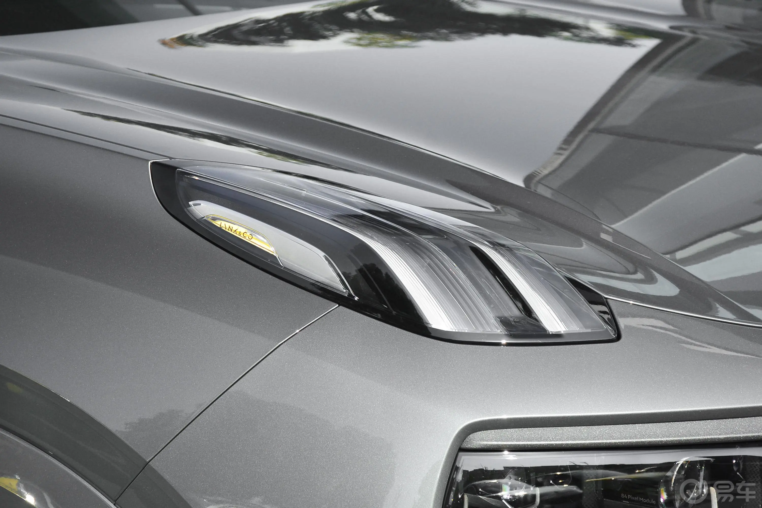 【领克092.0T 手自一体 Halo 6座外观灯组图片-汽车图片大全】-易车