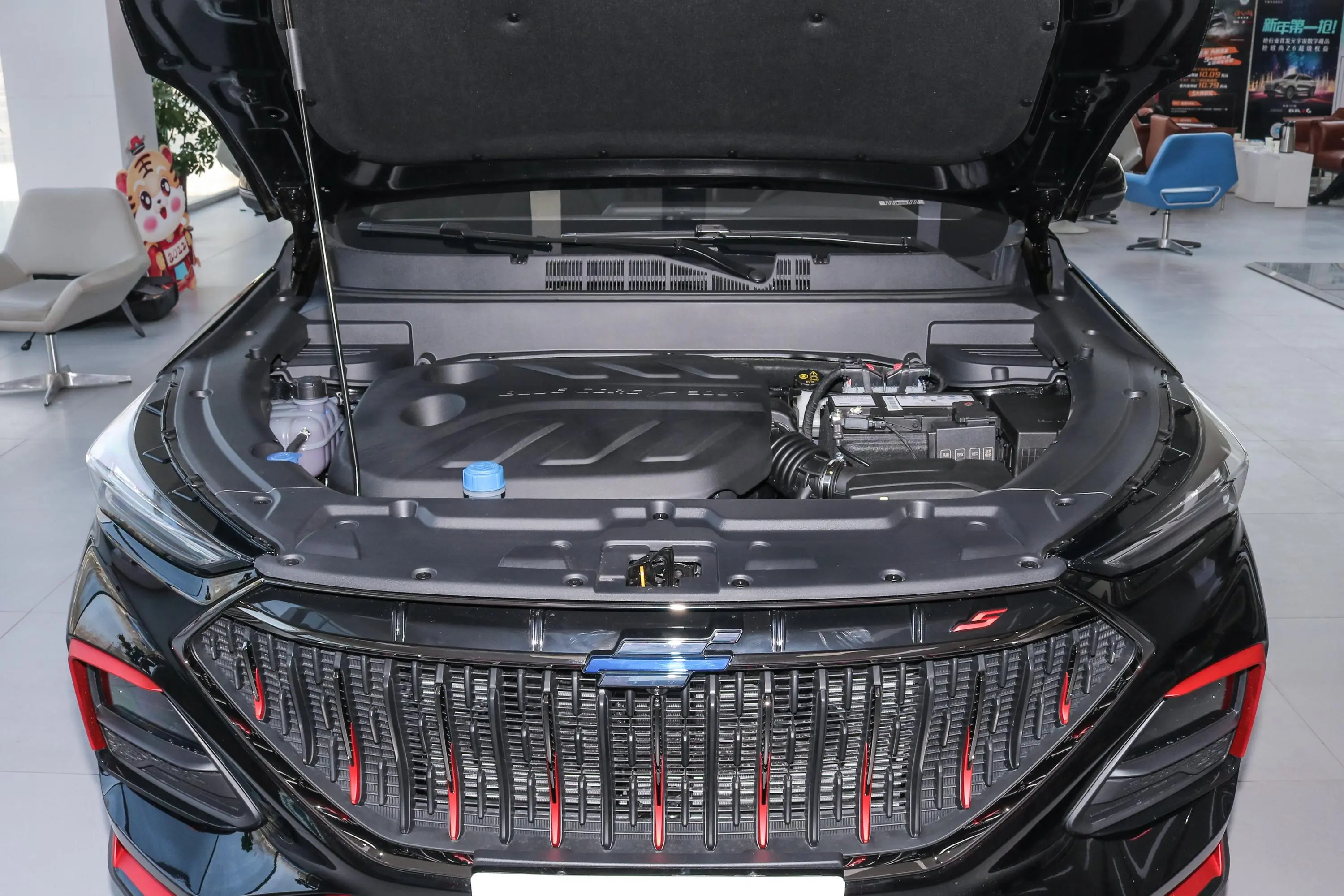 【长安欧尚X51.5T 双离合虎啸限定版发动机舱整体图片-汽车图片大全】-易车