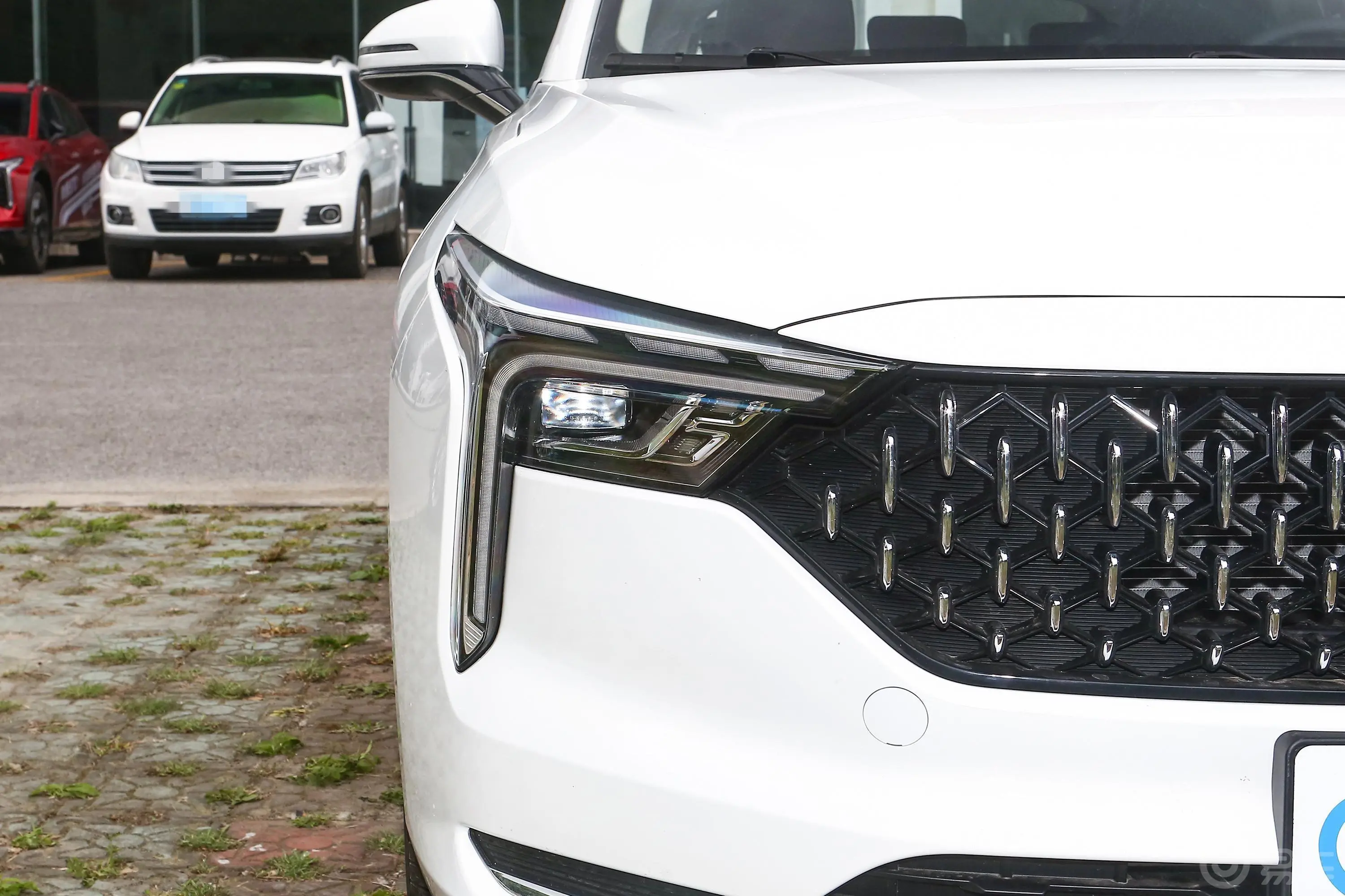 【奔腾B70第三代 1.5T 双离合乐享型外观灯组图片-汽车图片大全】-易车