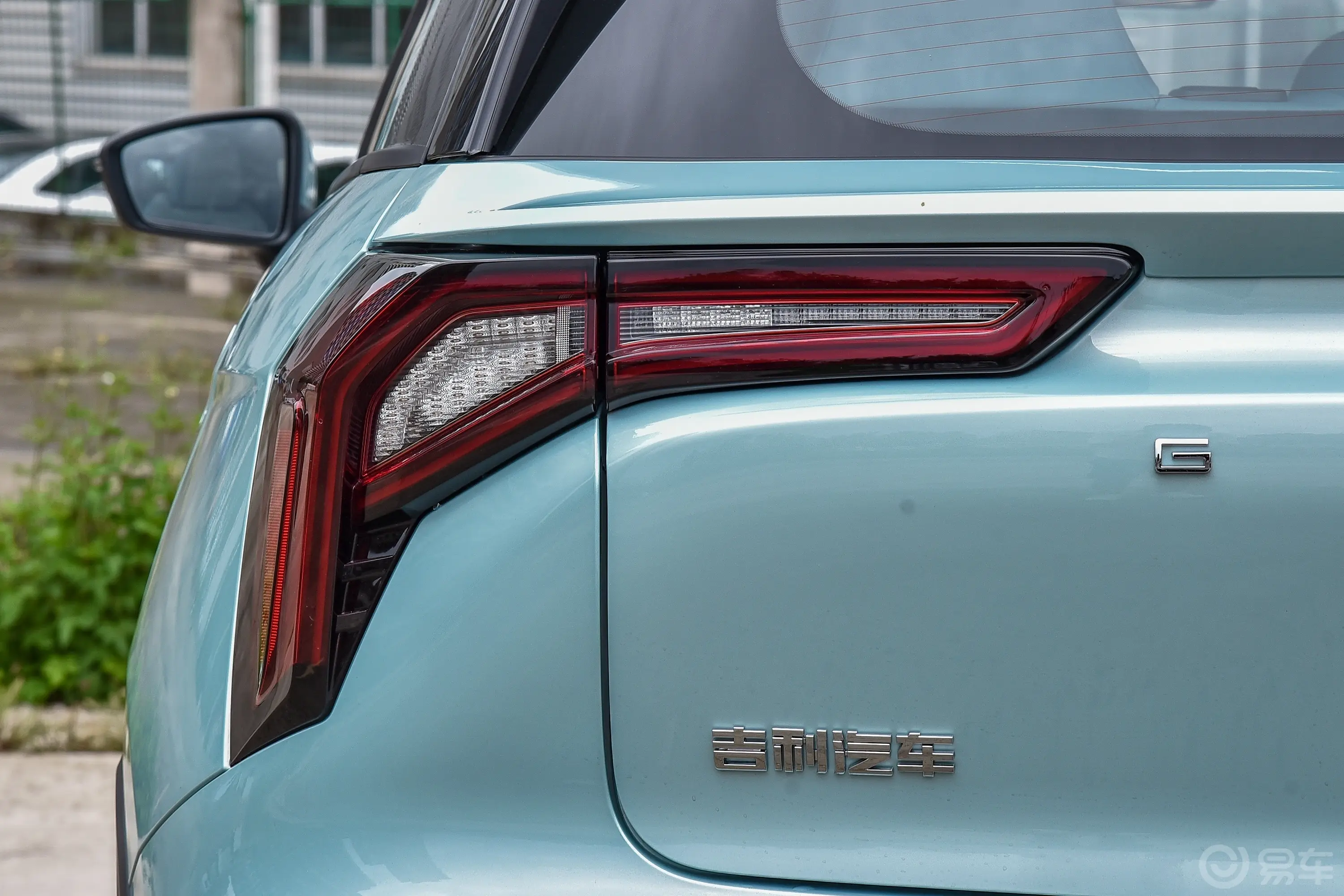 【吉利几何E萤火虫401km 萤光外观灯组图片-汽车图片大全】-易车