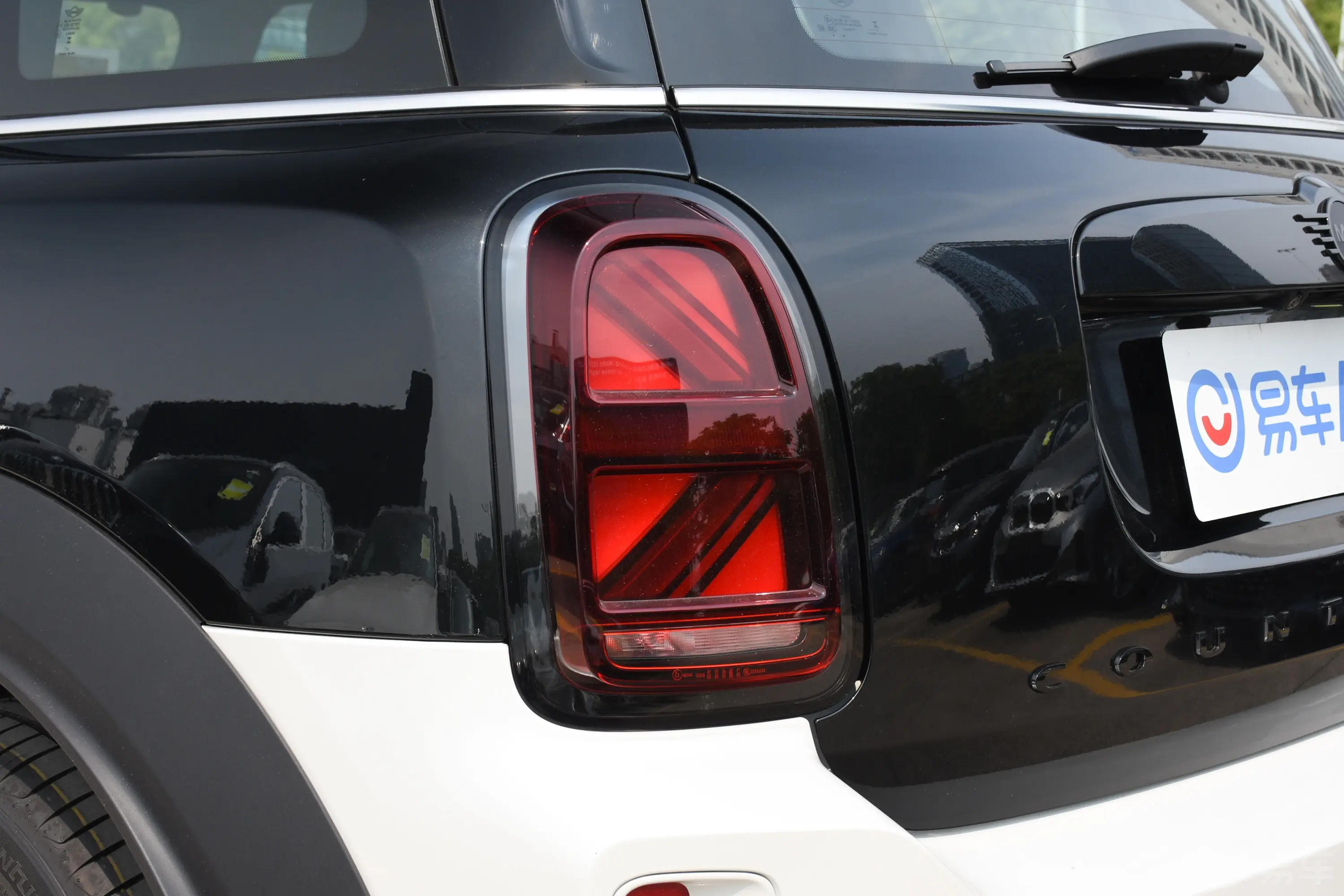 【MINI COUNTRYMAN2.0T COOPER S ALL4 留白特别版外观灯组图片-汽车图片大全】-易车