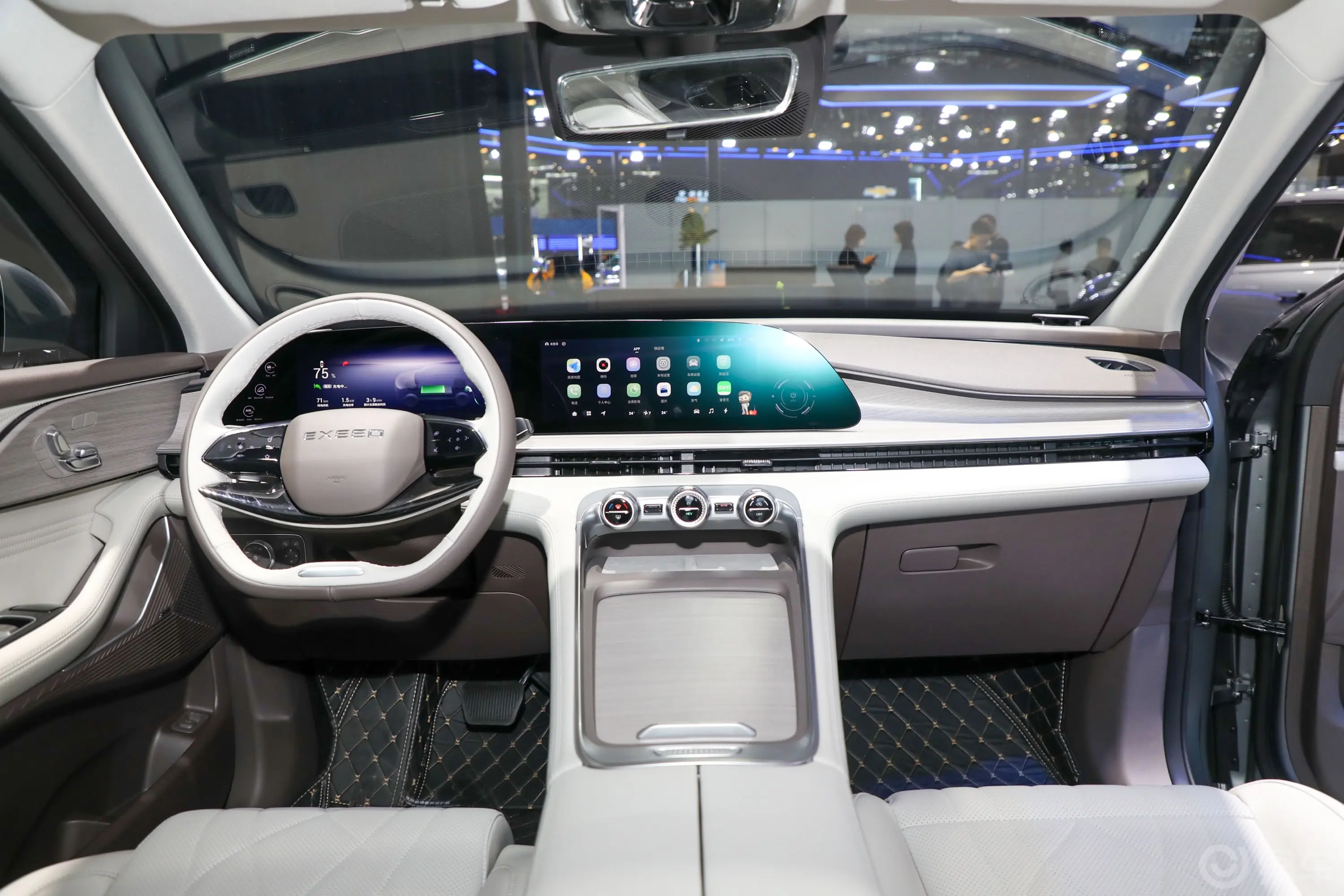 【星途瑶光C-DM1.5T 165km 四驱顶配版内饰图片-汽车图片大全】-易车