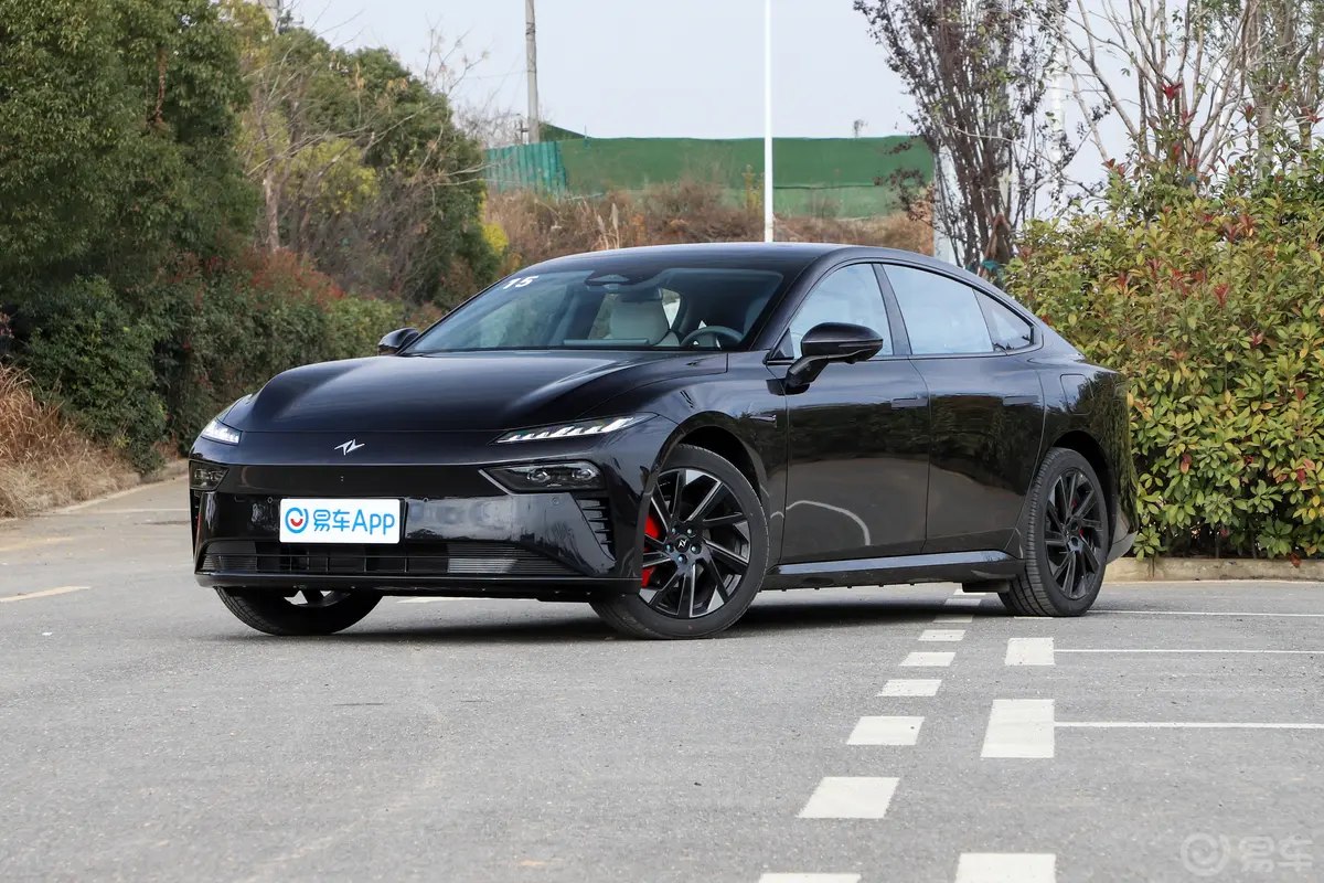 【eπ007纯电版 620km 后驱Pro版侧前45度车头向左水平图片-汽车图片大全】-易车