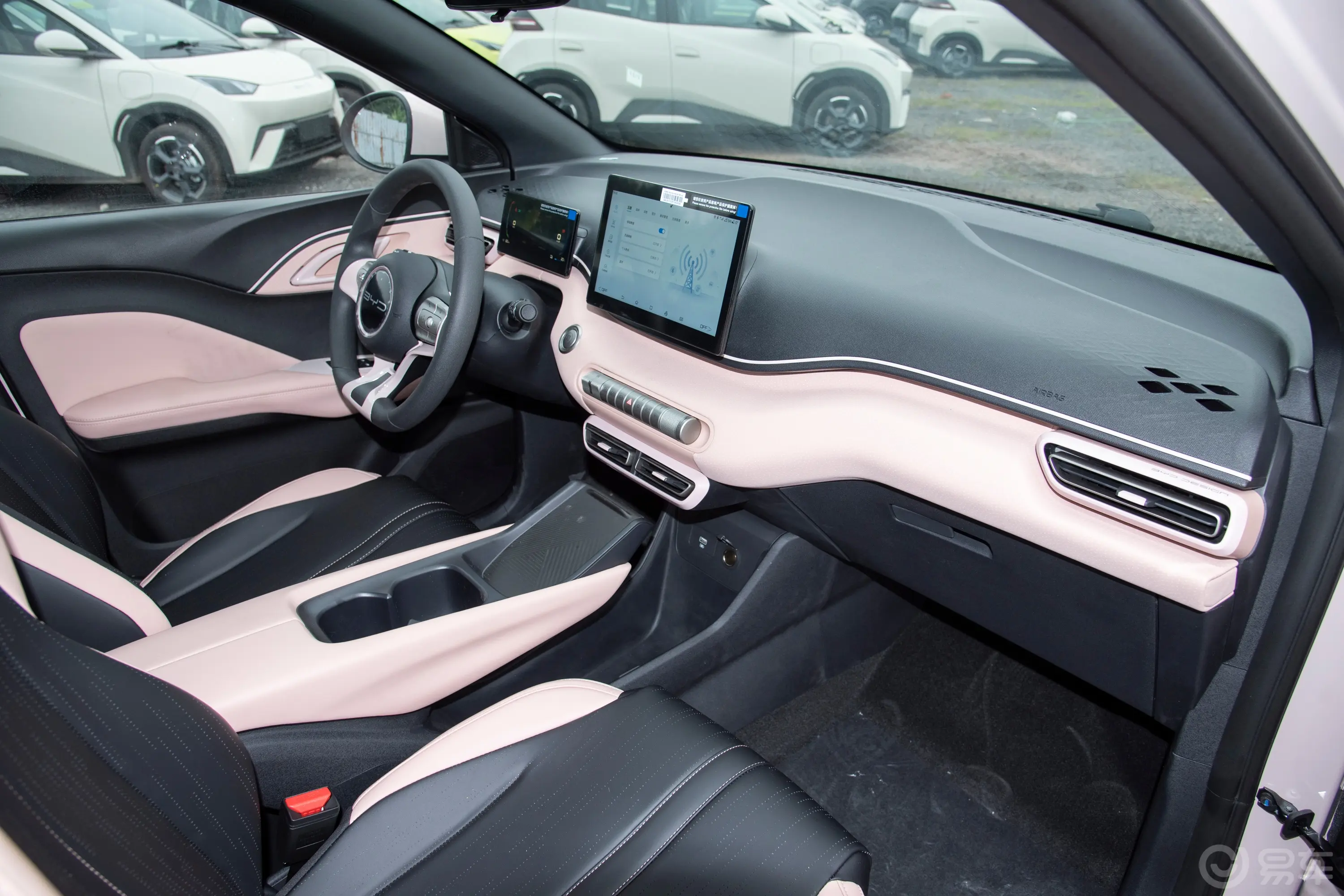 【海鸥荣耀版 305km 活力版内饰全景副驾驶员方向图片-汽车图片大全】-易车