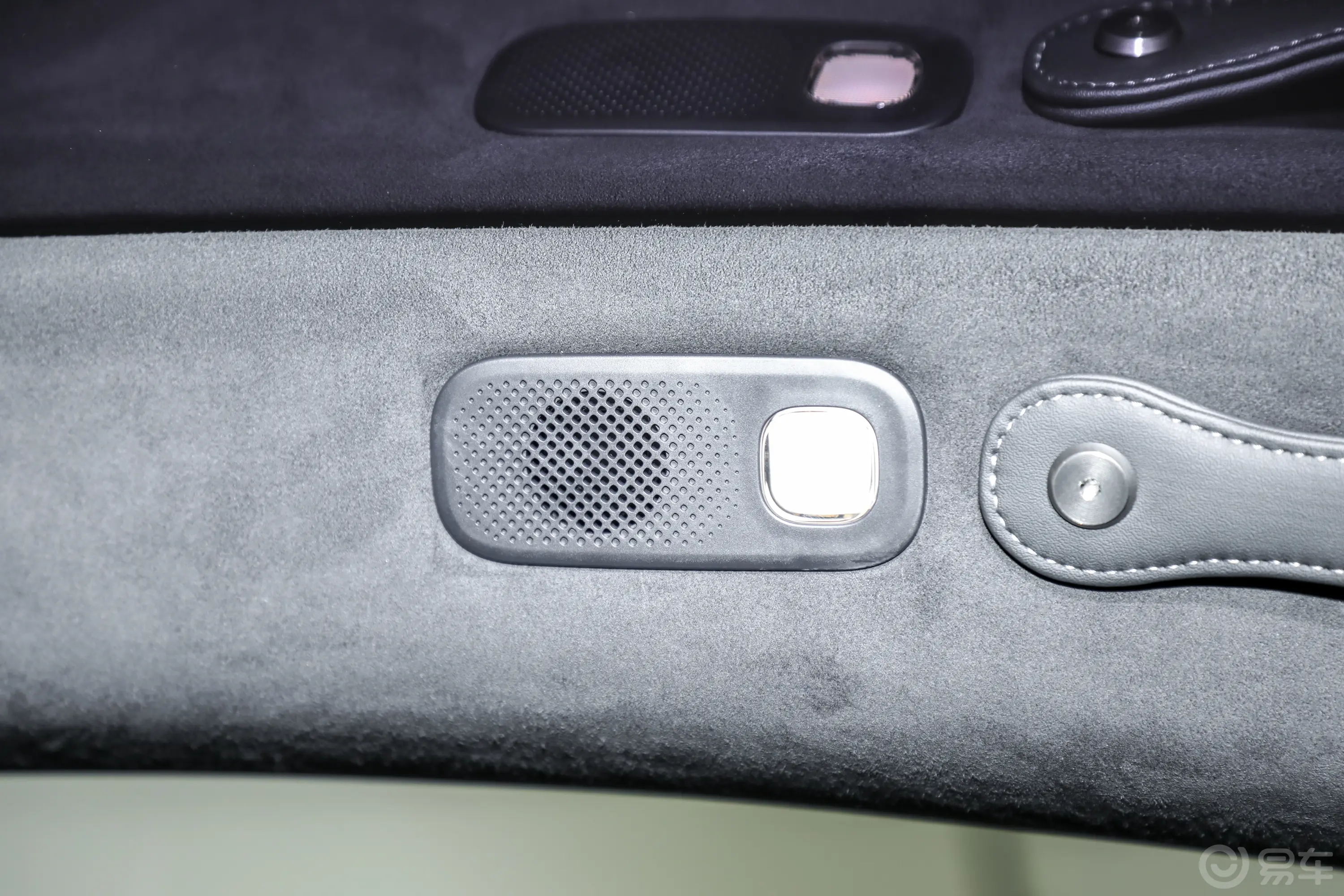 【小米SU7800km 四驱Max超长续航版后排功能图片-汽车图片大全】-易车