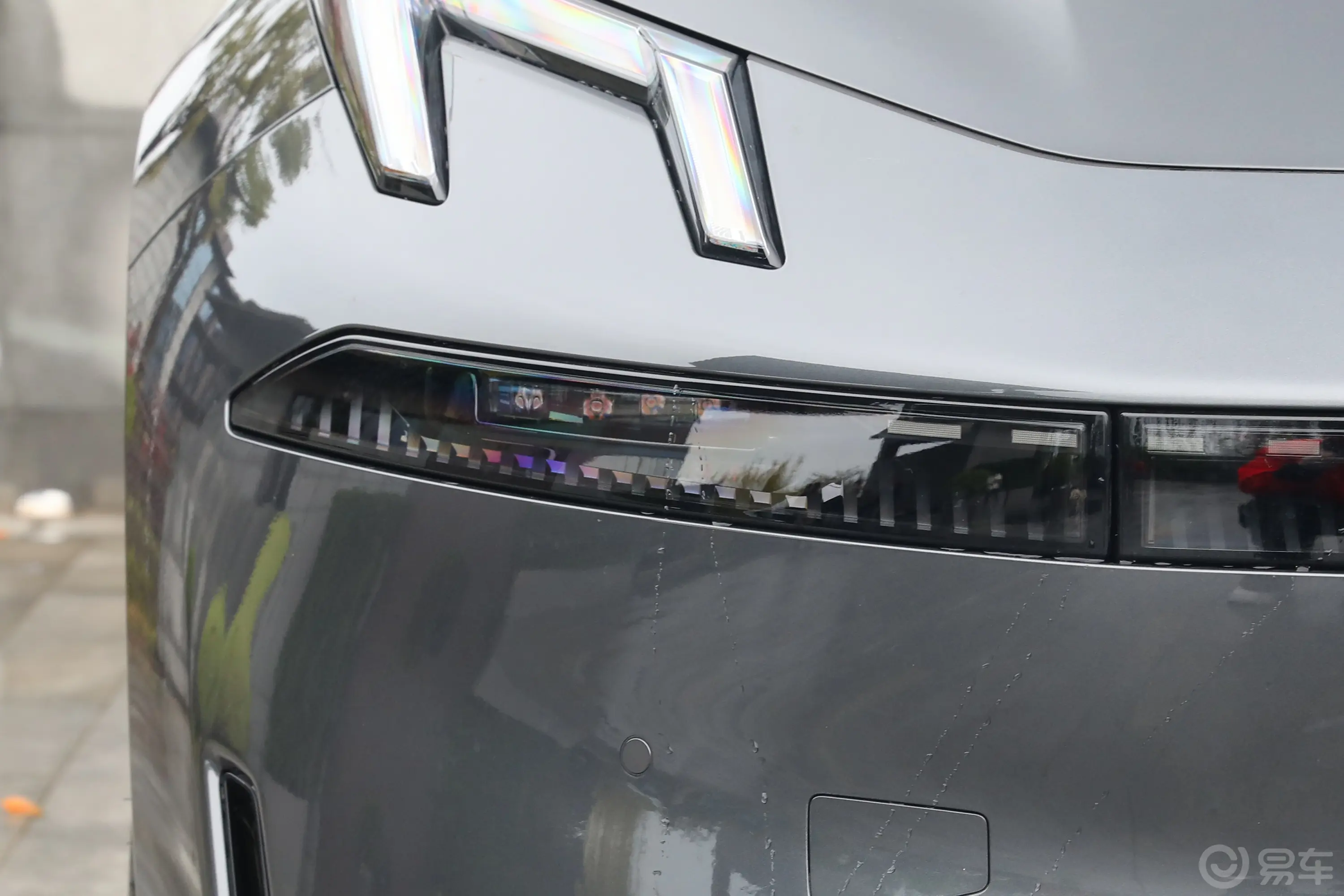 【领克07EM-P 1.5T 126km 长续航Halo外观灯组图片-汽车图片大全】-易车