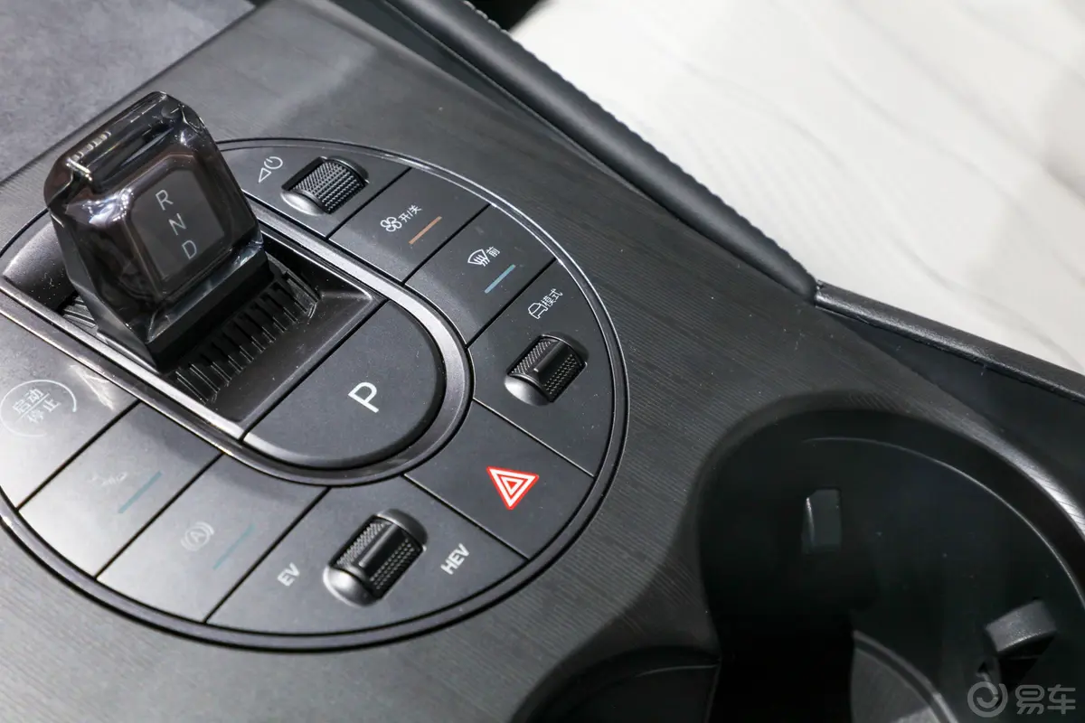 【海豹06DM-i 1.5L 120km 旗舰型内饰图片-汽车图片大全】-易车