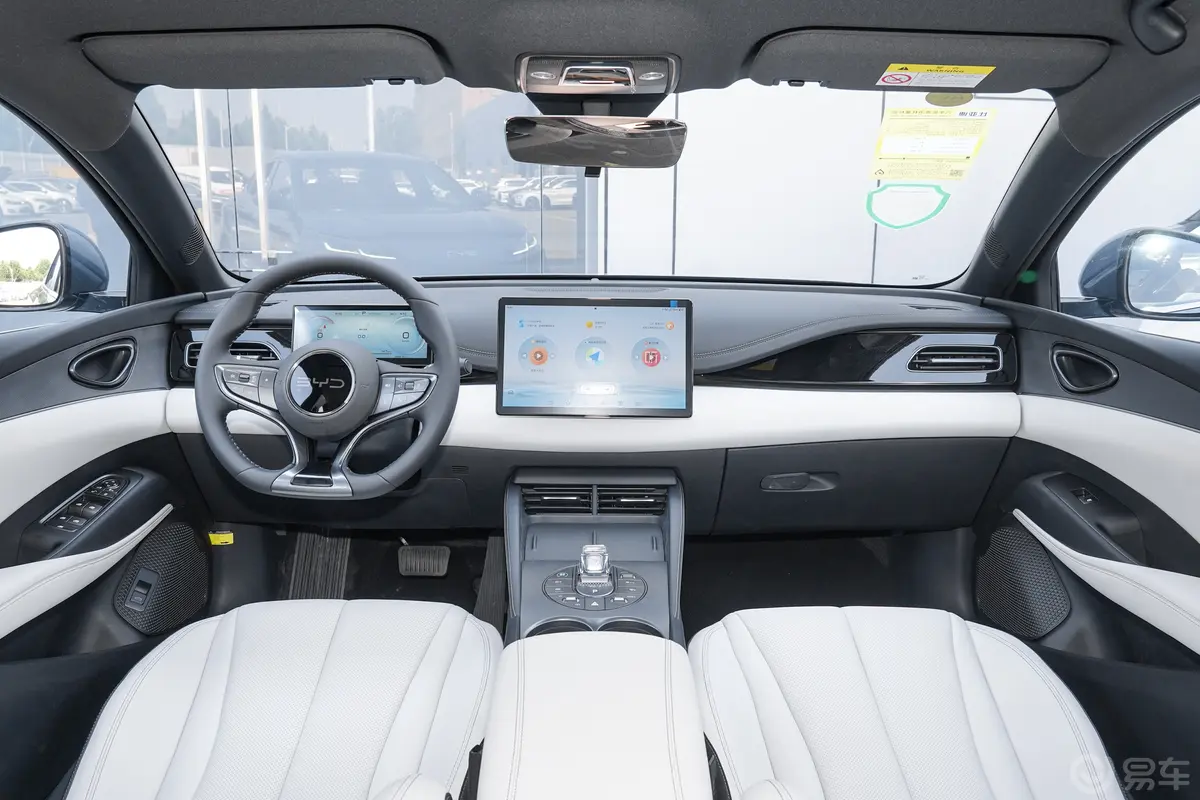 【海豹06DM-i 1.5L 80km 尊贵型内饰全景正拍图片-汽车图片大全】-易车