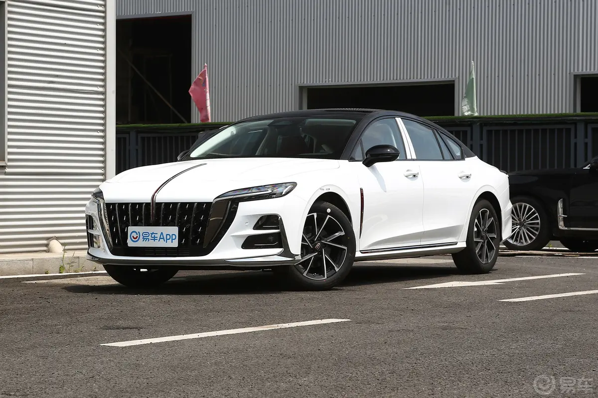 【红旗H62.0T 致美版侧前45度车头向左水平图片-汽车图片大全】-易车