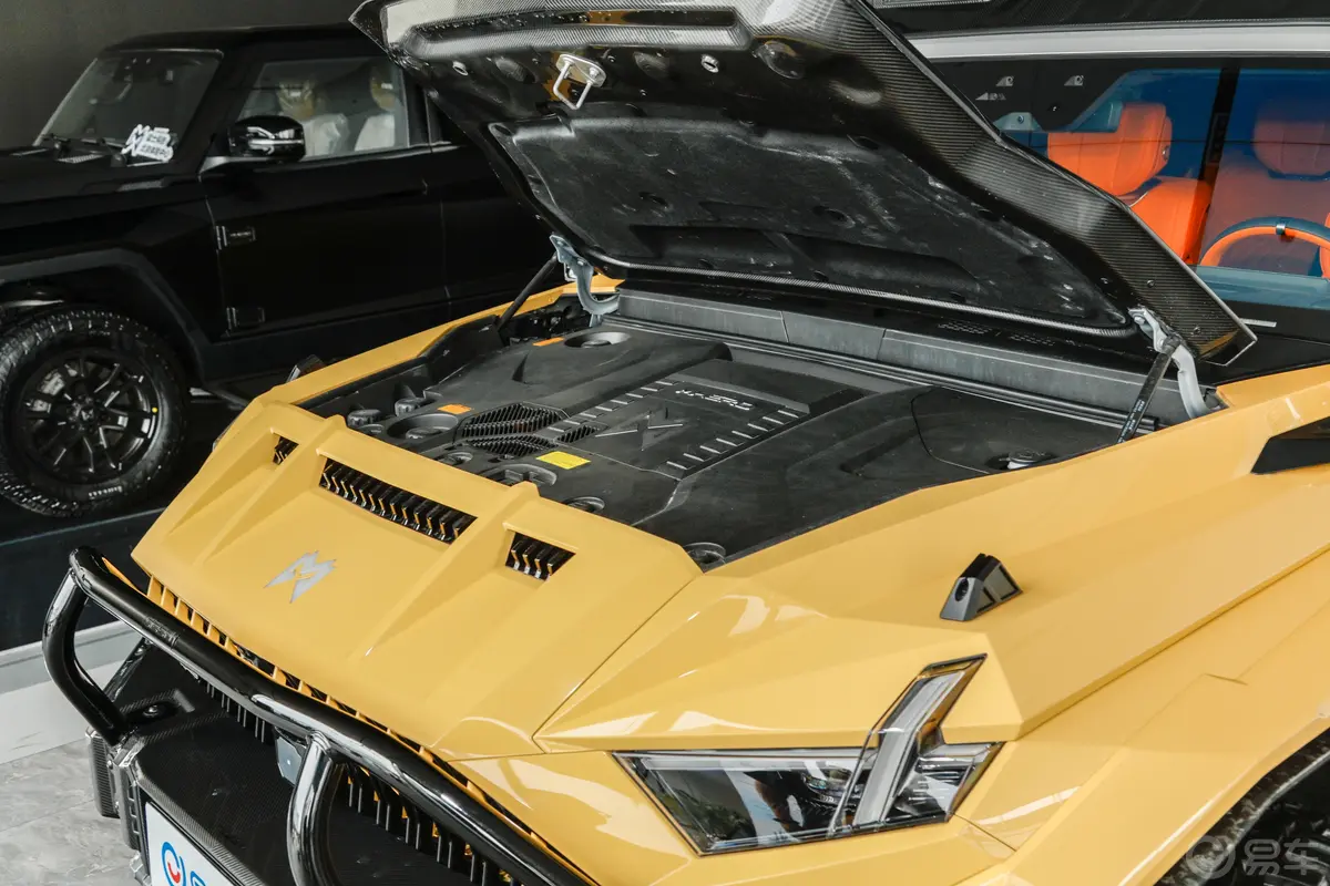 【猛士917增程版 161km 蛟龙战甲动力底盘图片-汽车图片大全】-易车