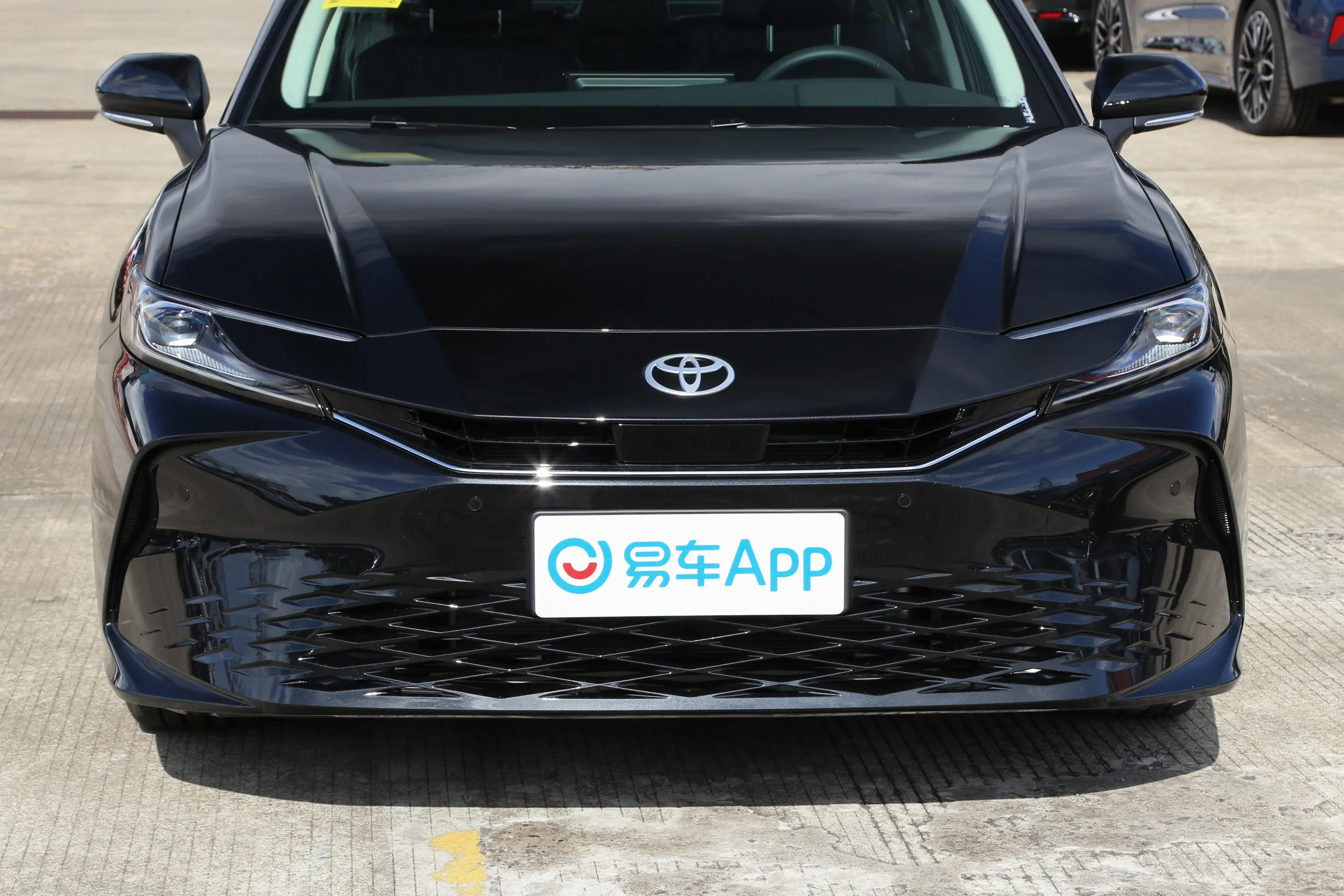 【凯美瑞双擎 2.5HG 尊贵版外观细节图片-汽车图片大全】-易车