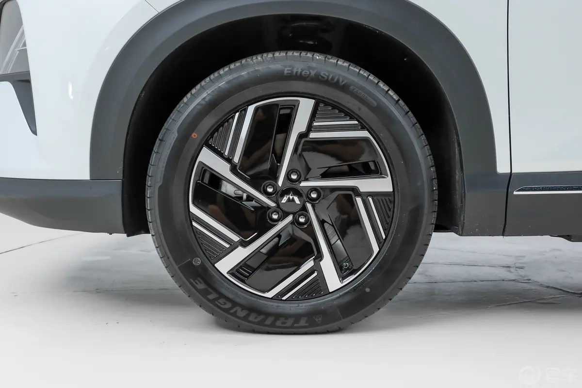 【五菱星光S纯电动 510km 旗舰型前轮毂造型图片-汽车图片大全】-易车