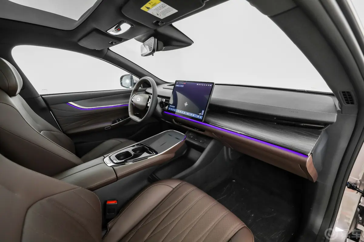 【长安启源A07纯电 真香版 710km 远航型内饰全景副驾驶员方向图片-汽车图片大全】-易车