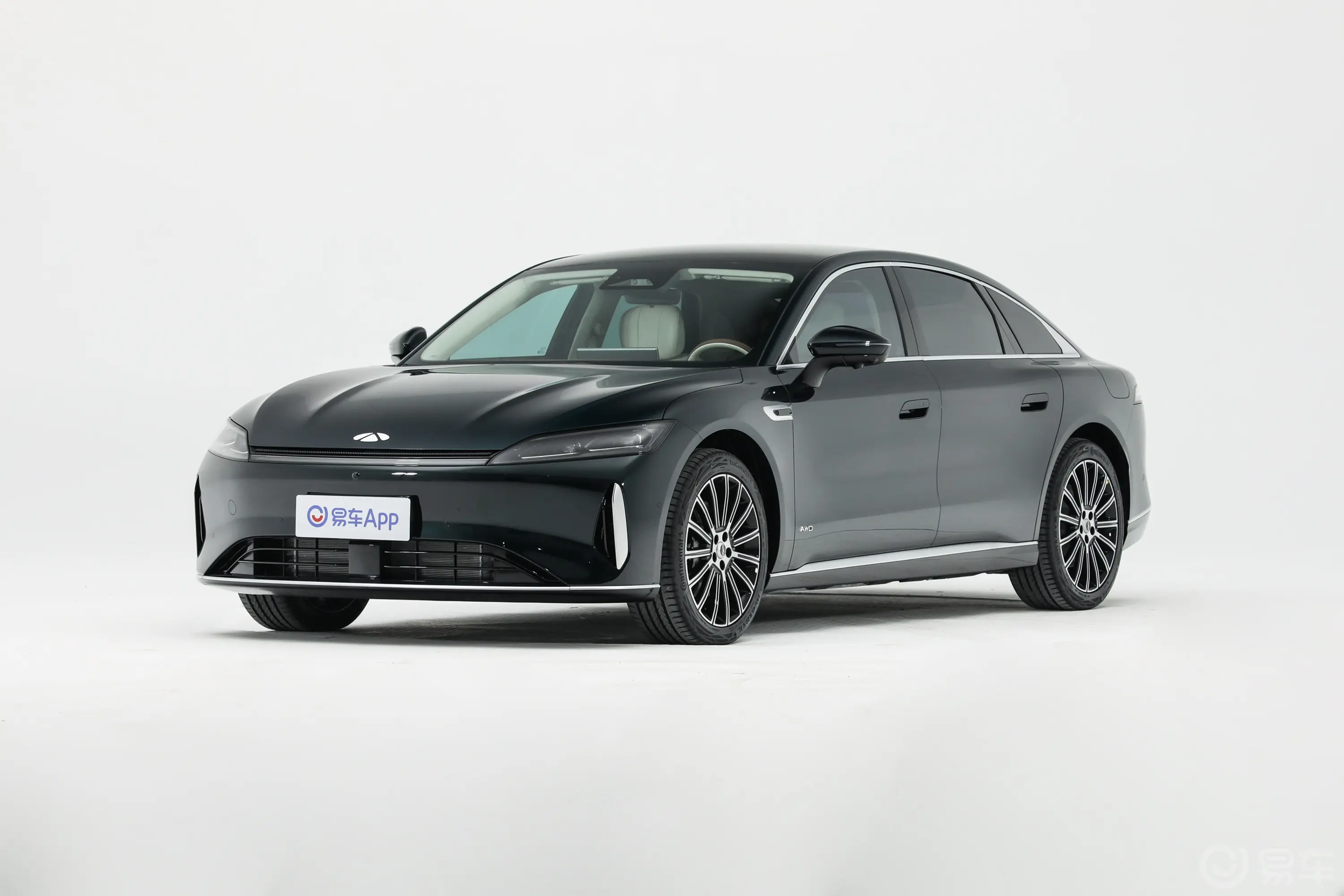 【风云A9L1.5T 前驱260伯牙奢享版侧前45度车头向左水平图片-汽车图片大全】-易车