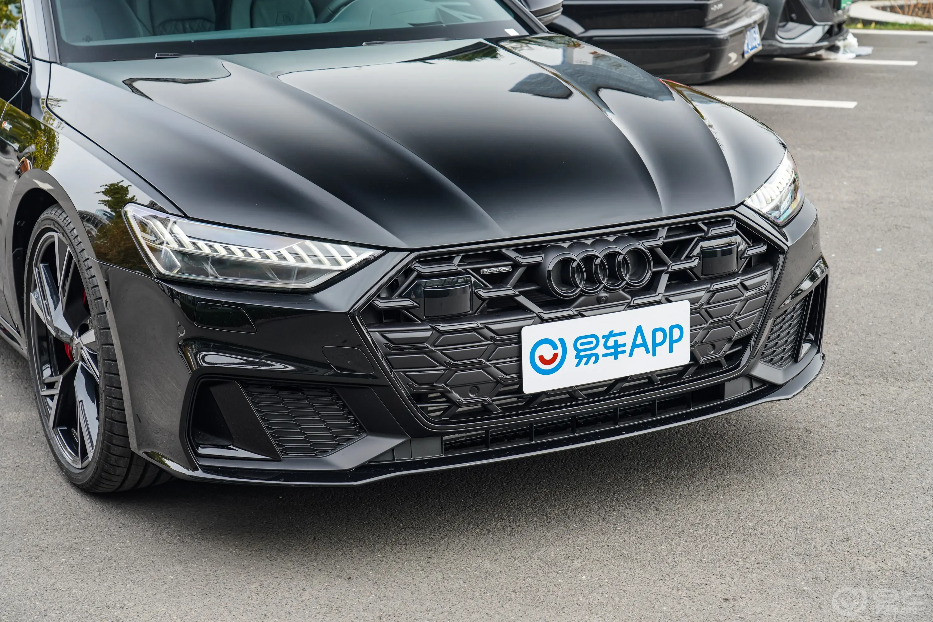 【奥迪A755 TFSI quattro 尊享型前格栅侧俯拍图片-汽车图片大全】-易车
