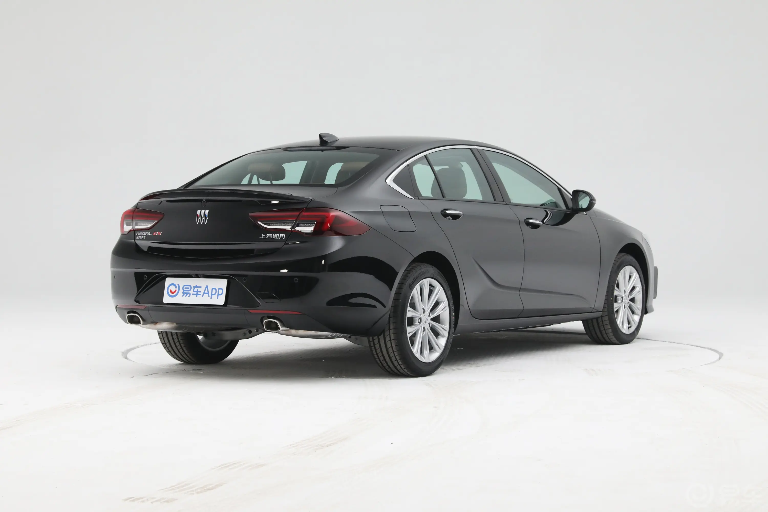 【君威GS 28T 尊贵型侧后45度车头向右水平图片-汽车图片大全】-易车