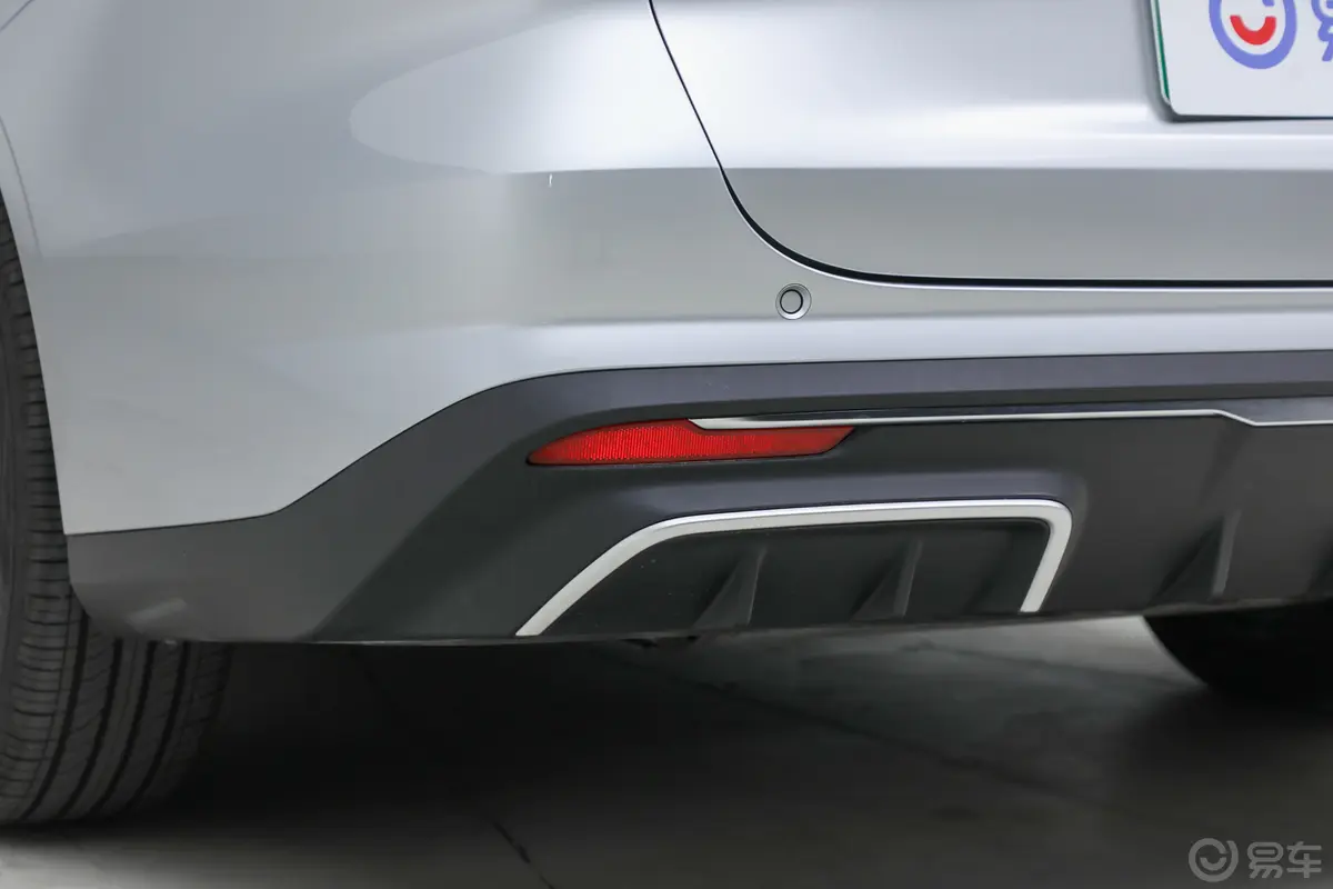 【银河L6EM-i 1.5L 140km 星舰版外观细节图片-汽车图片大全】-易车