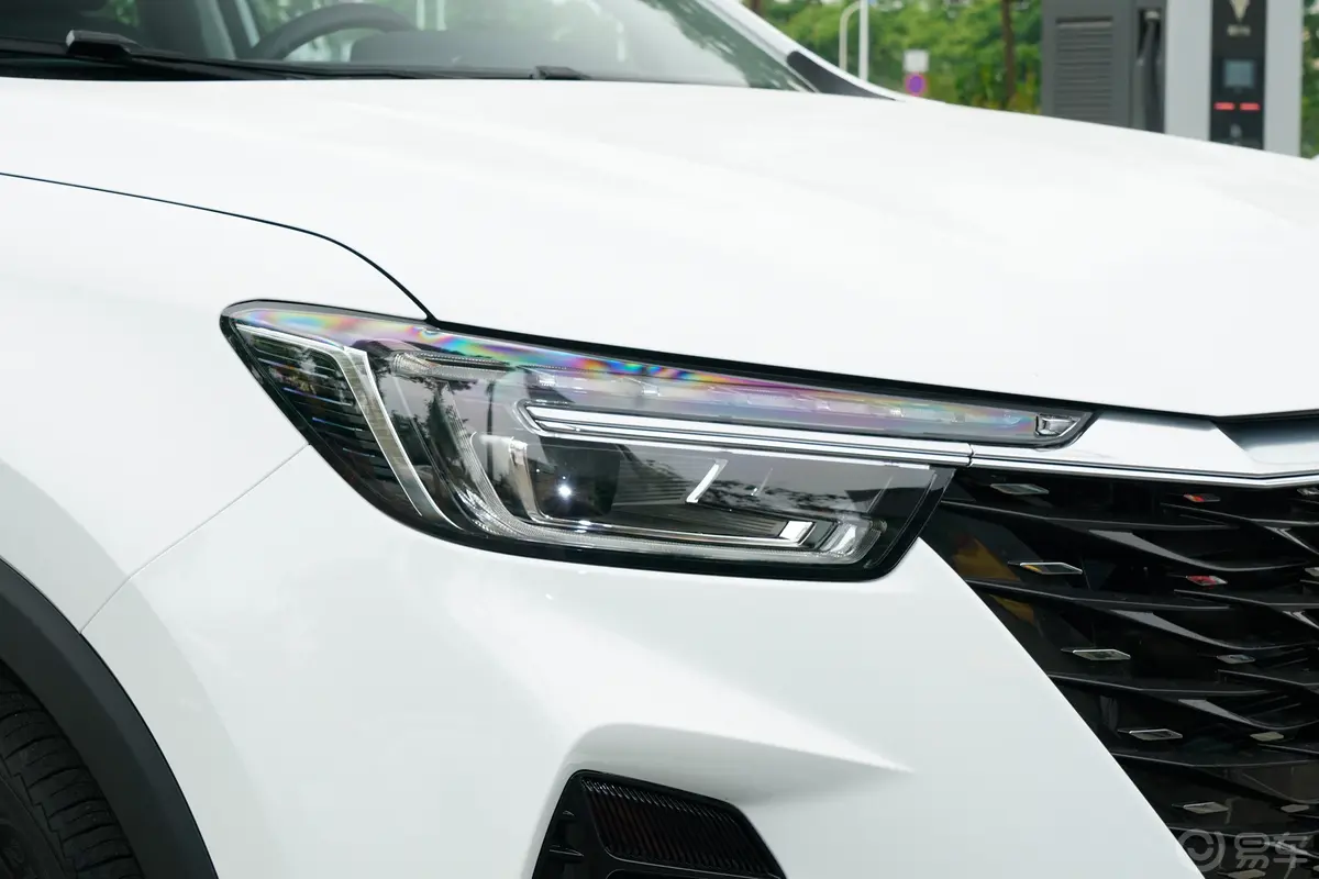 【荣威RX5改款 PLUS 330TGI 双离合领潮智惠版外观灯组图片-汽车图片大全】-易车