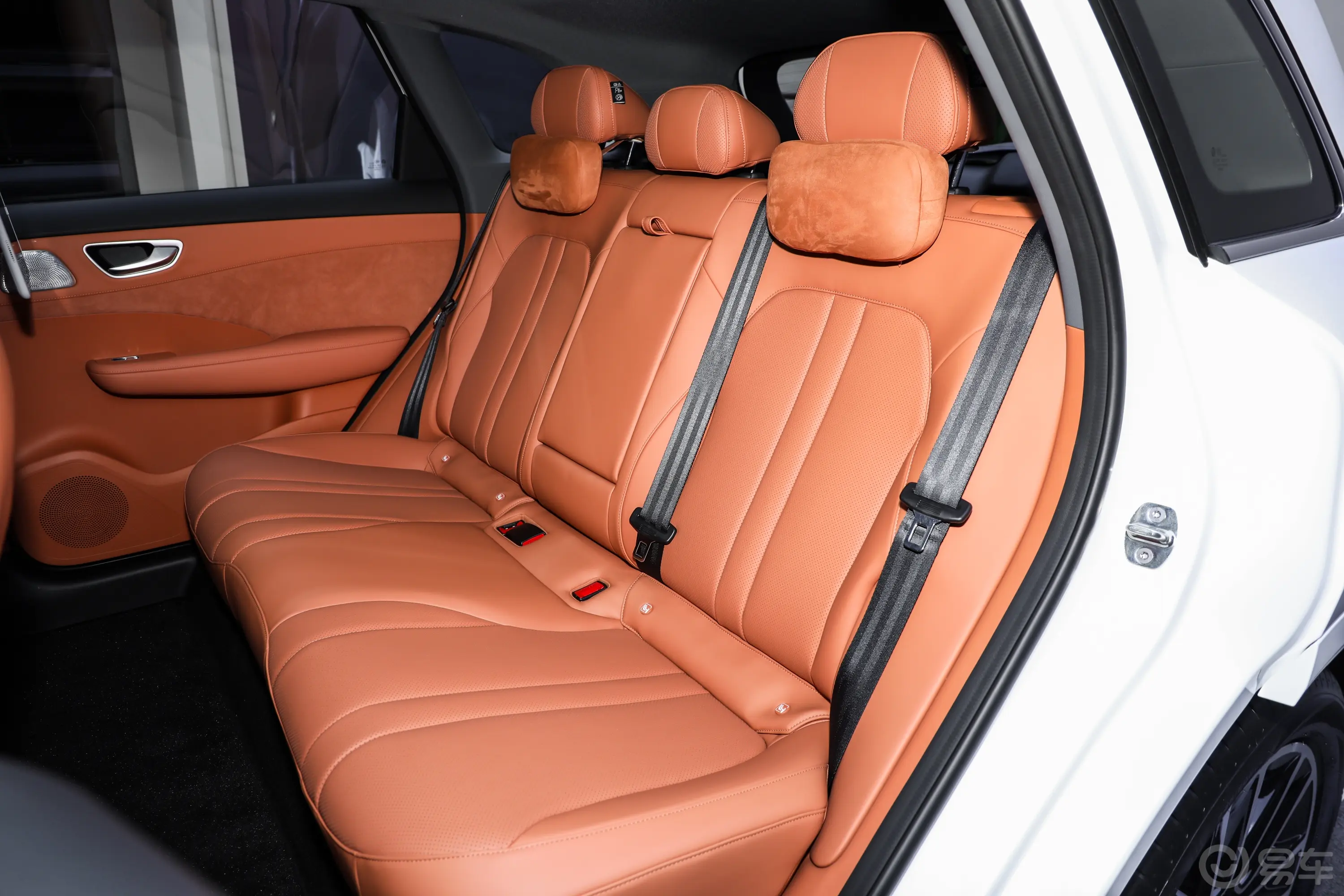 【尚界H5纯电版 640km Max长续航版后排座椅图片-汽车图片大全】-易车