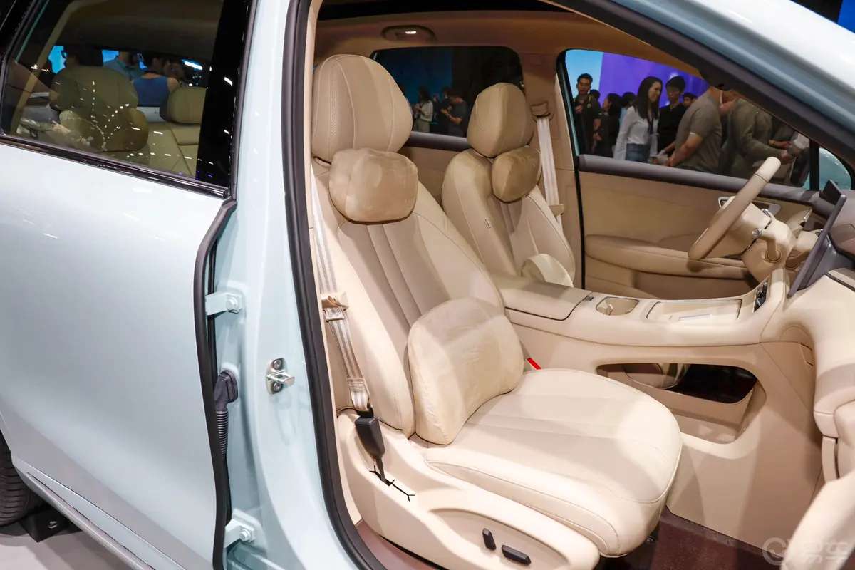 【尚界H5纯电版 640km Max长续航版图片-汽车图片大全】-易车