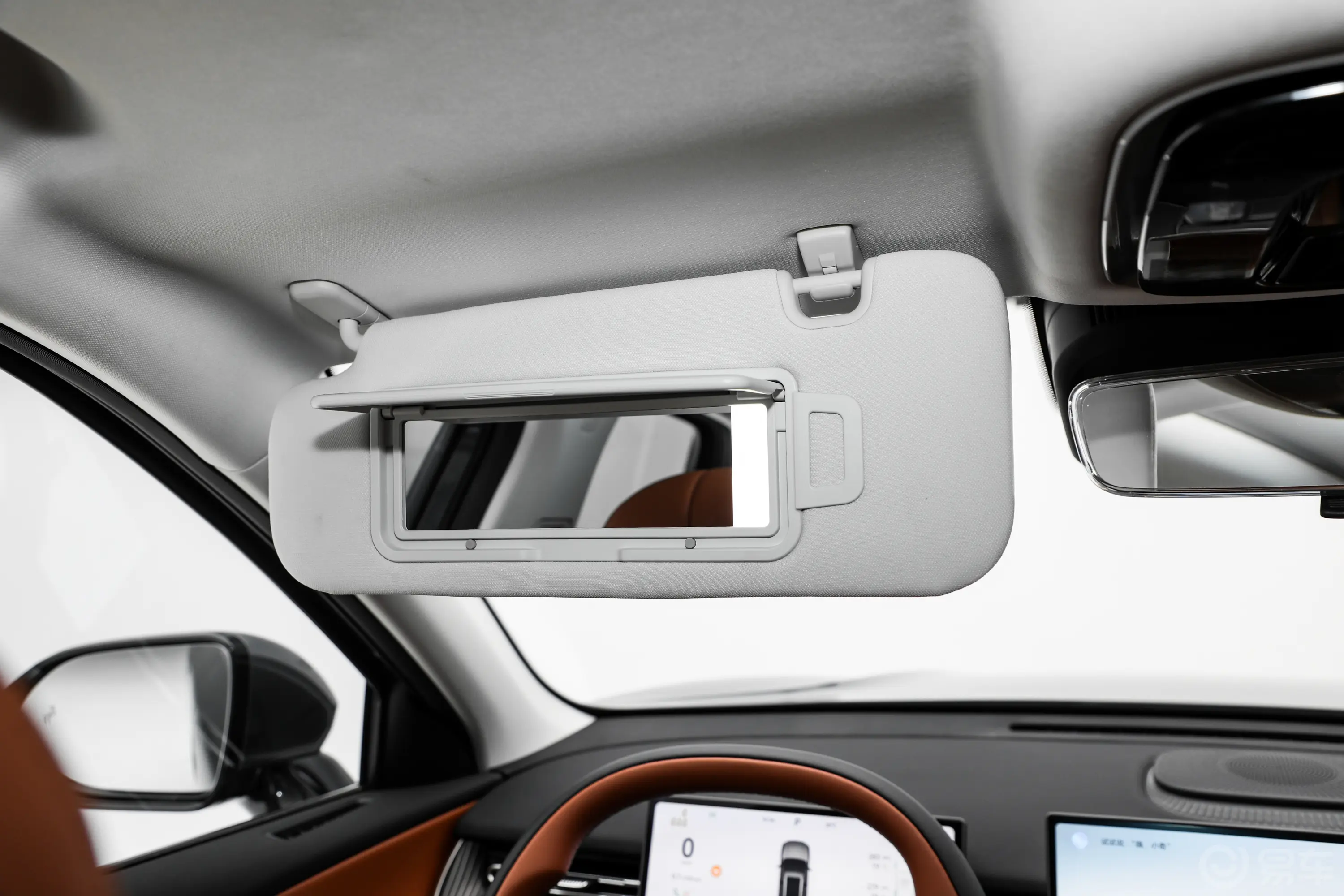 【瑞虎81.6T 虎款驾驶位遮阳板图片-汽车图片大全】-易车