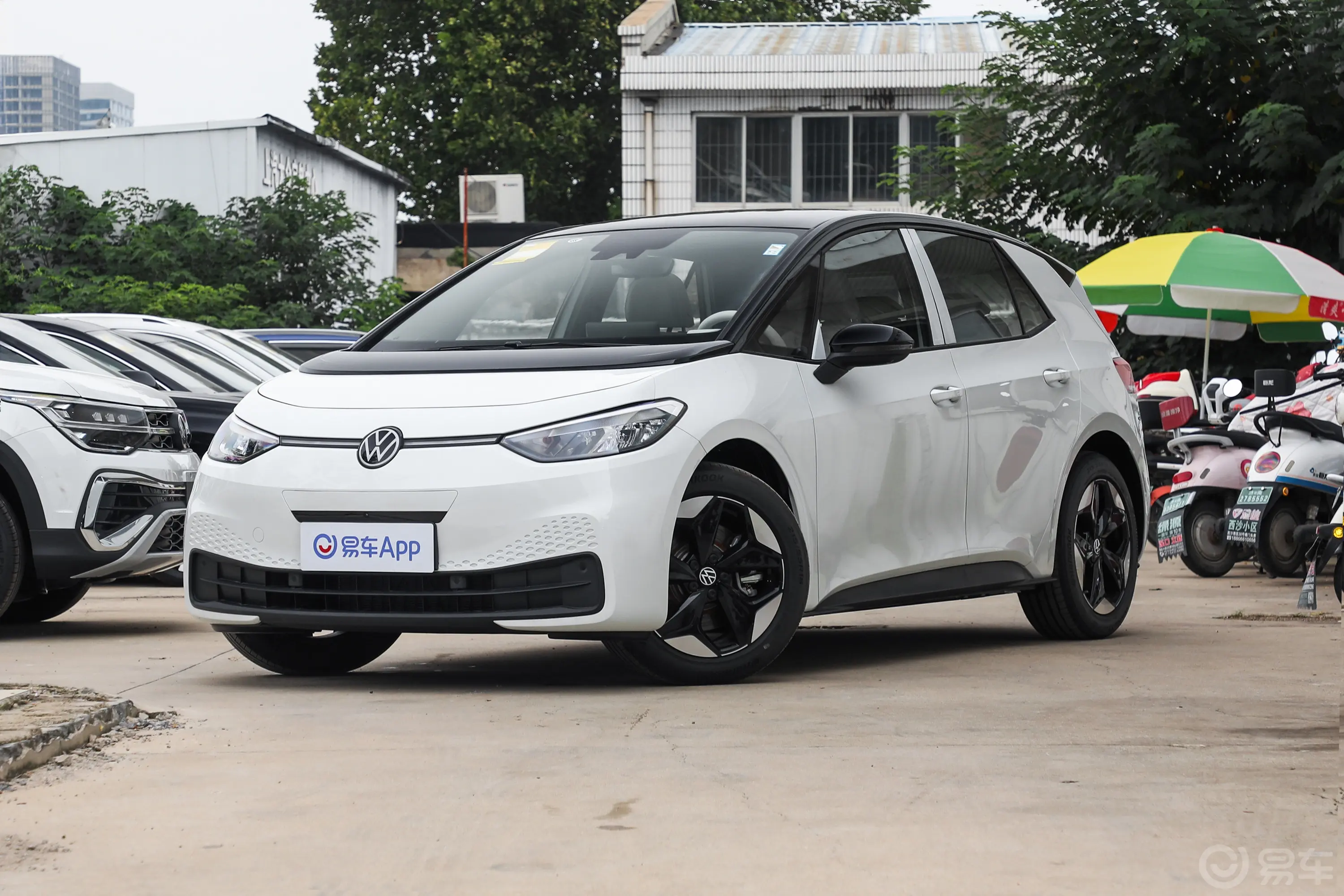 【大众ID.3聪明款 451km 出众版侧前45度车头向左水平图片-汽车图片大全】-易车