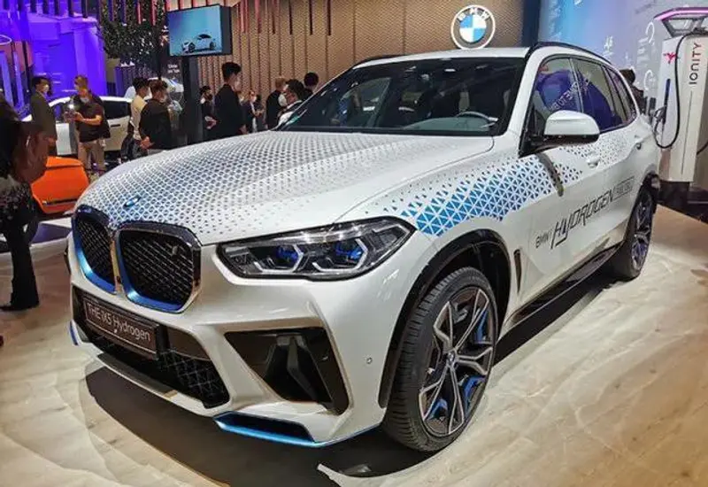 宝马iX5 Hydrogen氢燃料电池车首发亮相,环保汽车石锤_易车